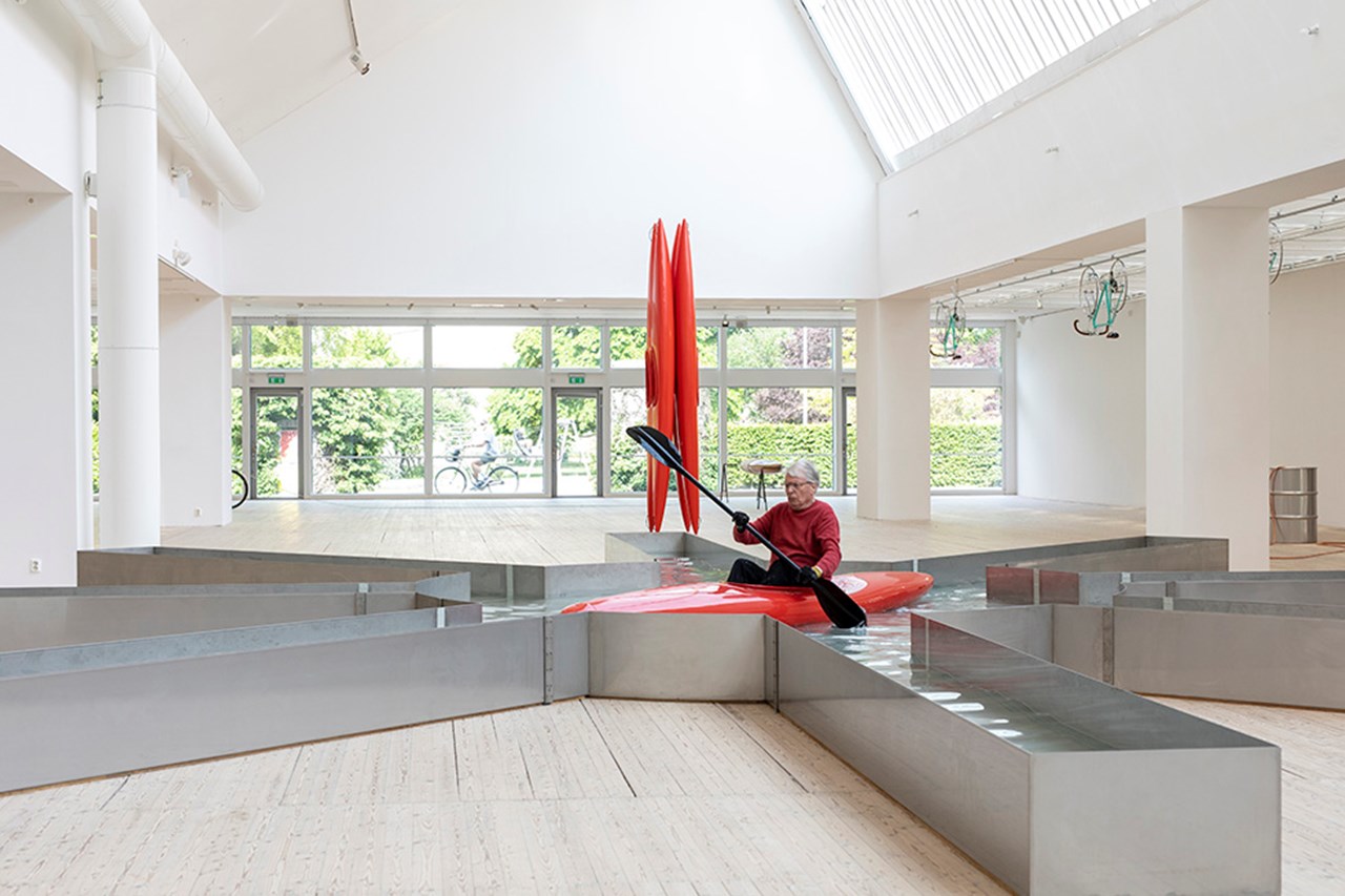 Roman Signer | Konstguiden